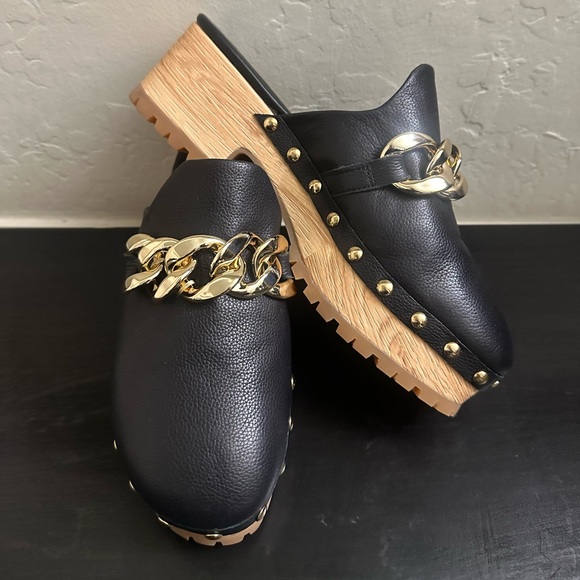Lisa Vicky | Shoes | Lisa Vicky Vigor Clog In Black Womans Size 9 Nwob ...